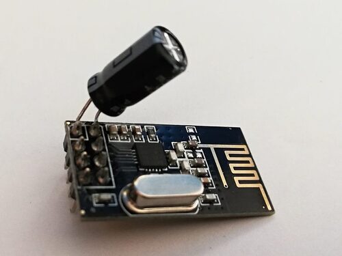 nRF24L01 Won't Work Using Battery - Networking, Protocols, and Devices - Arduino Forum