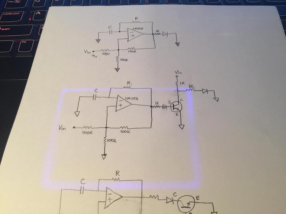 Make a simple square wave generator with atleast 1 op amp and capacitor ...