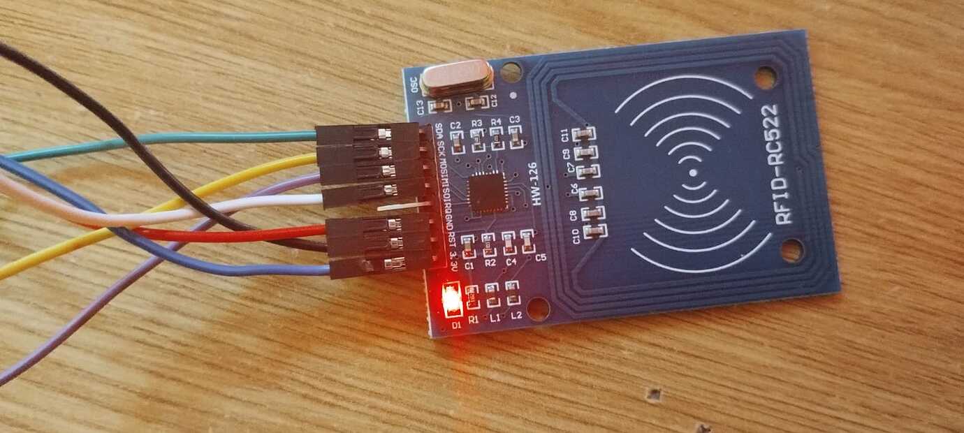 Why is my RFID-RC522 module not working? - Sensors - Arduino Forum