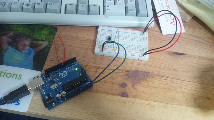 Example 05 from "Getting Started with Arduino" - General Guidance ...