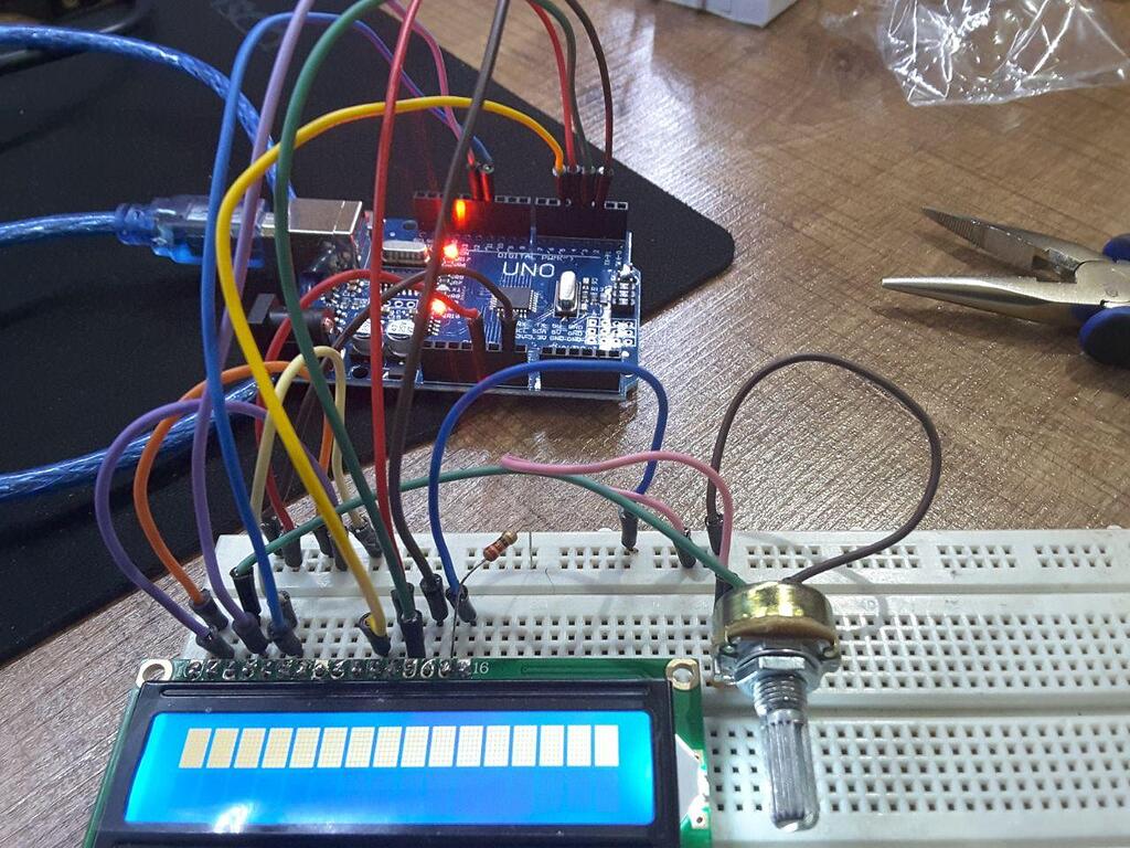 lcd 1602 doesn't display - Displays - Arduino Forum
