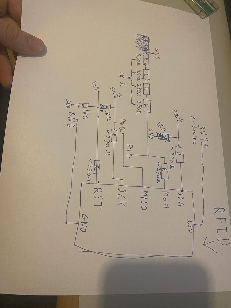 My RFID-reader doesn't read - General Guidance - Arduino Forum