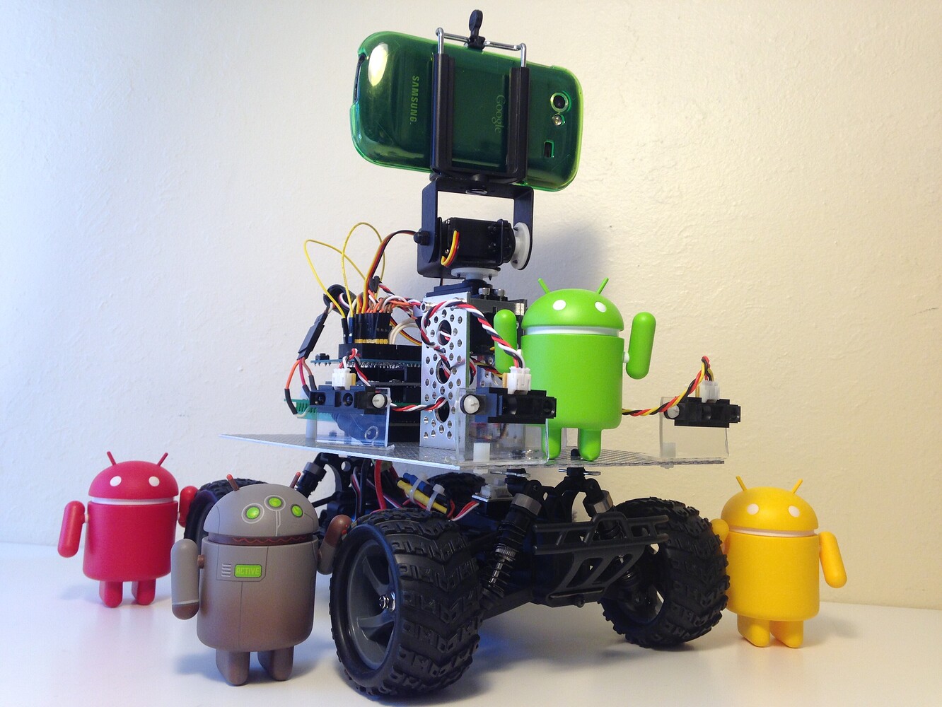 Coche rc controlado por Android - Proyectos - Arduino Forum