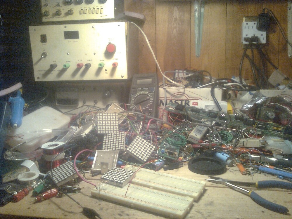 8 by 8 Red Green Display - display red and green - LEDs and ...