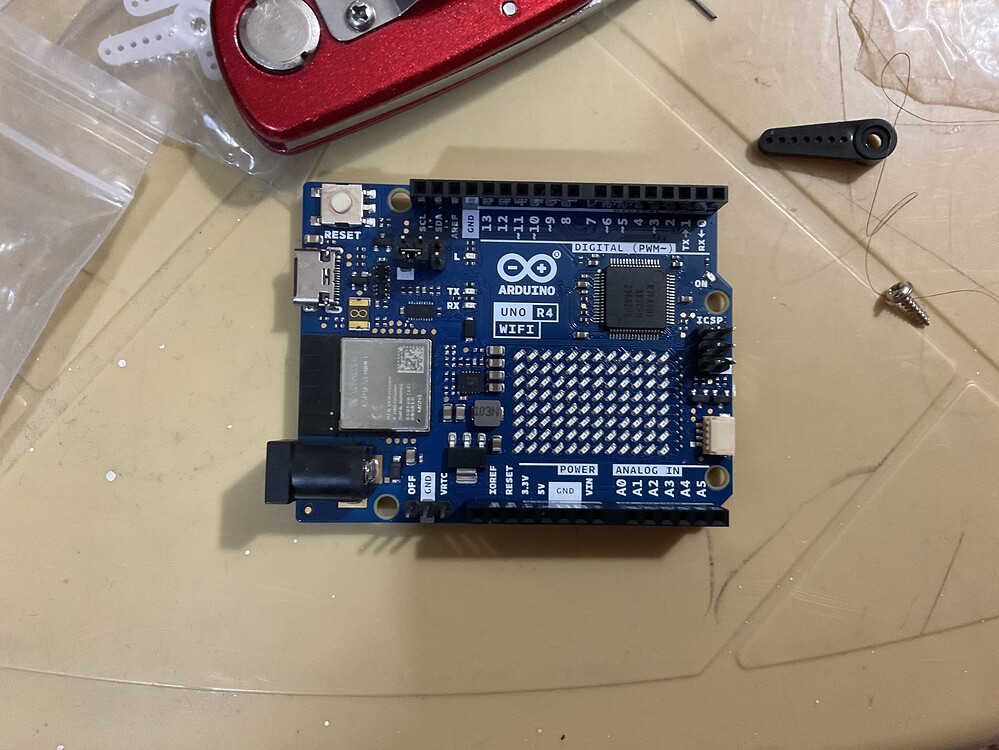 Fried the board by inputting 12 volts into VTRC - UNO R4 WiFi - Arduino Forum