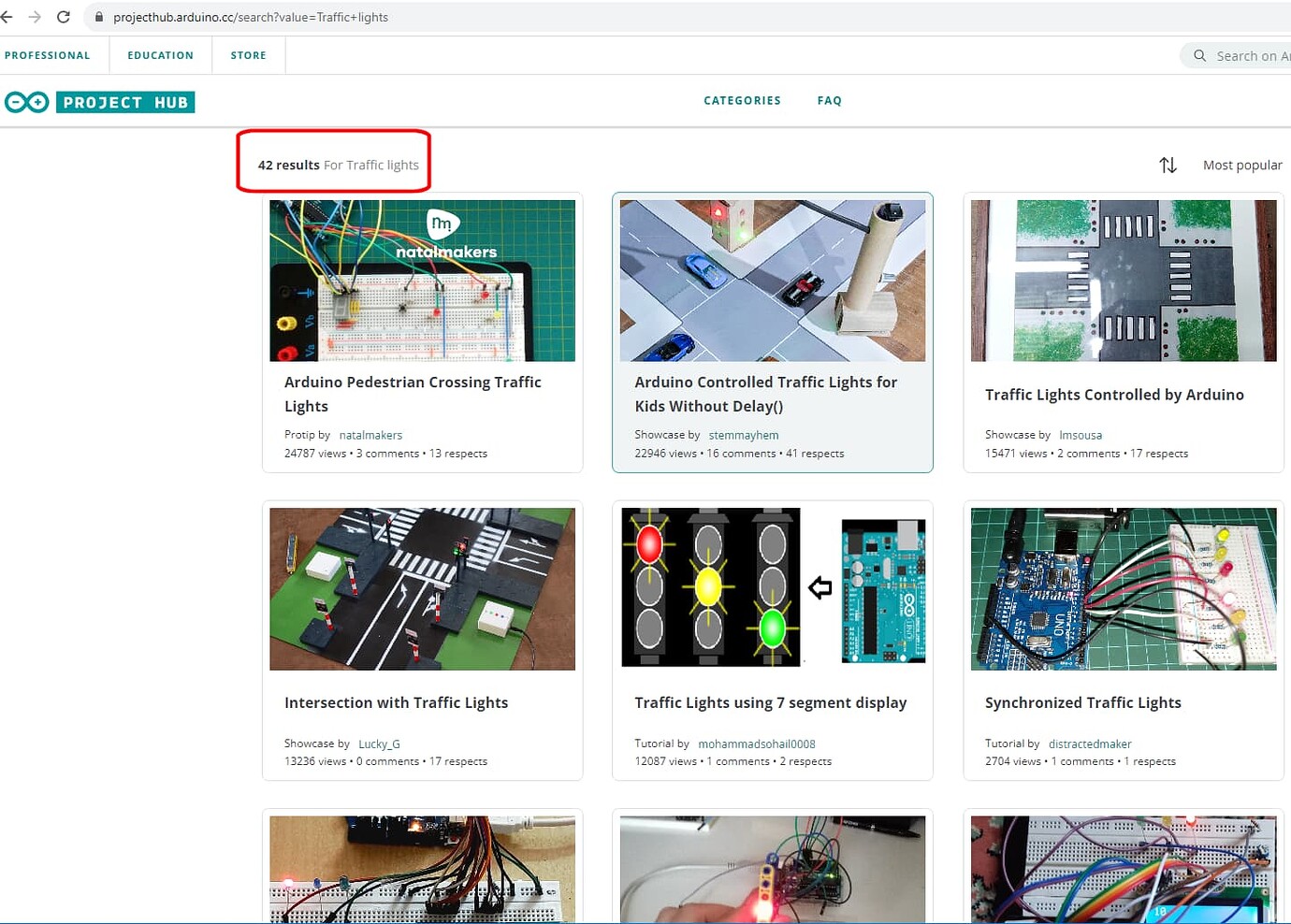 Pre written code for simple traffic light won't verify or download - Programming - Arduino Forum