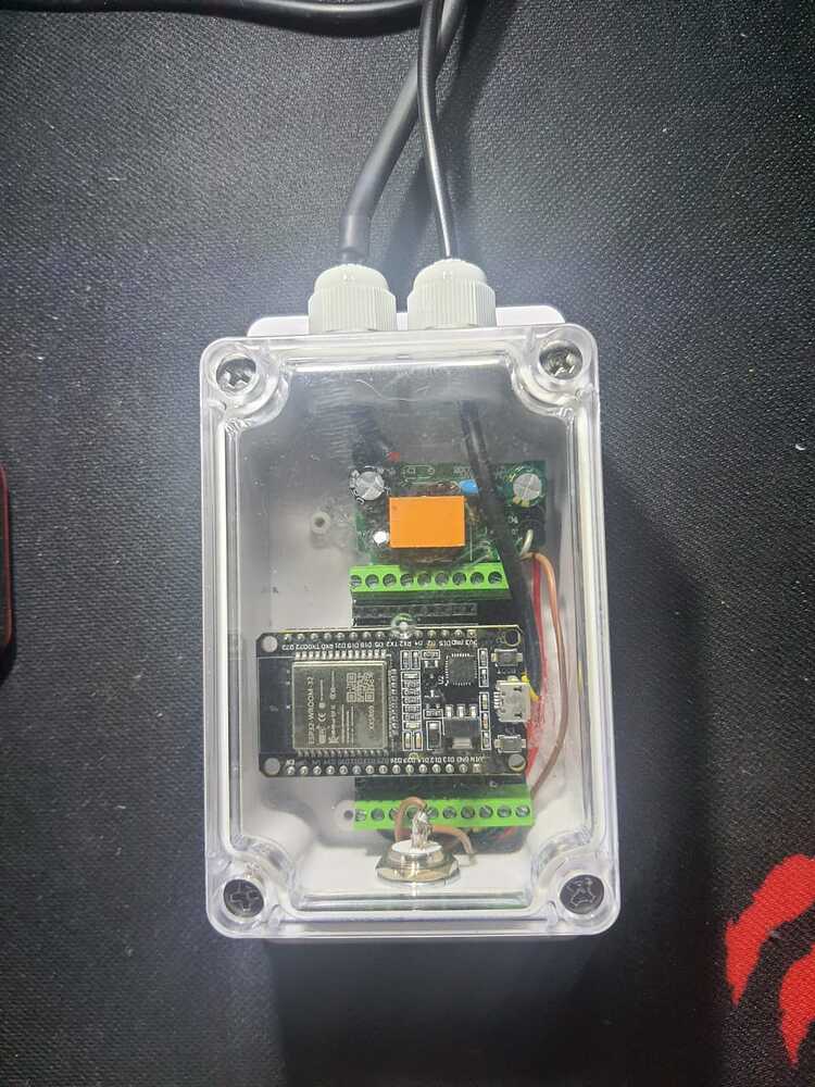 Esp32 resets after running for a few hours - General Electronics - Arduino Forum