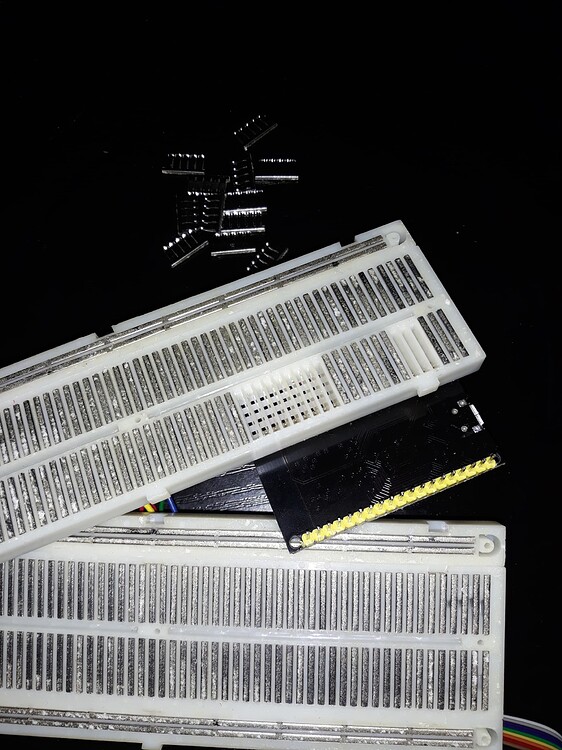 Mystère ESP32 et Breadboard - Page 2 - Le bar - Arduino Forum