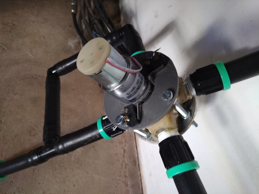 Flow sensor and two relays! - Programming - Arduino Forum