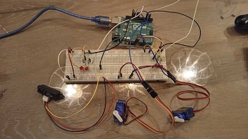 Servomotors mess up my project - Motors, Mechanics, Power and CNC - Arduino Forum