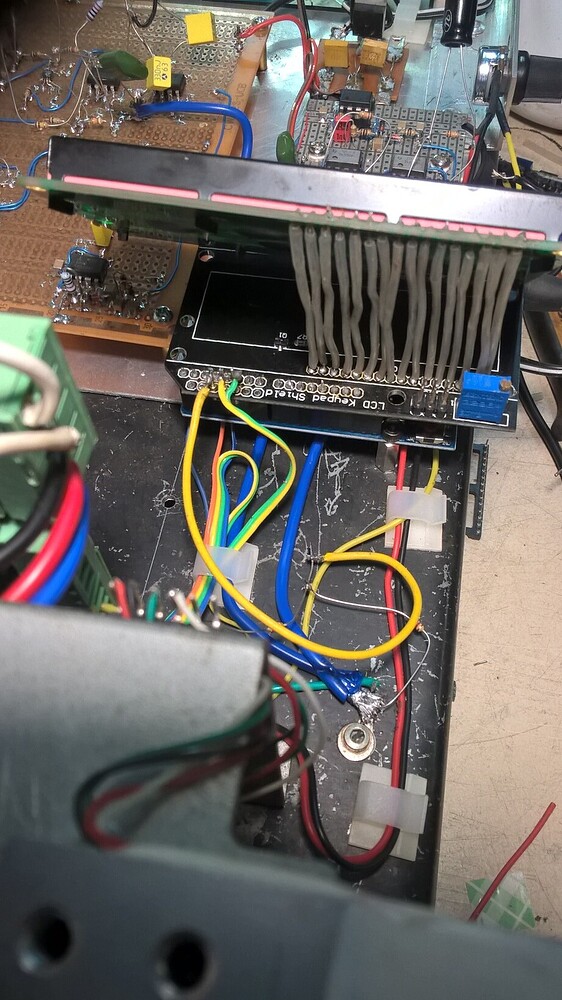 Can a 4x20 LCD replace a 2x16 LCD on a keypad shield? (Solved + update) - Displays - Arduino Forum