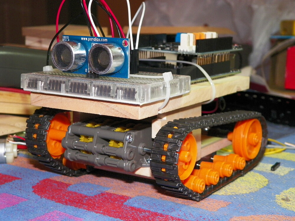 Obstacle avoidance with Analog motors - General Guidance - Arduino Forum