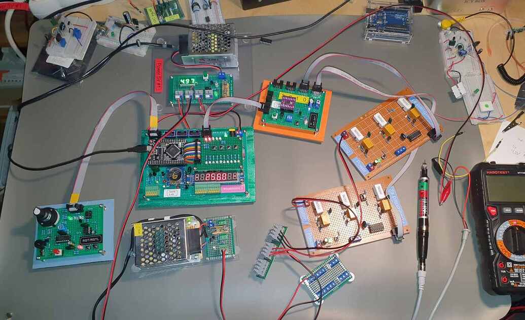 PCF8574A input pin frozen at 0 (SOLVED). - LEDs and Multiplexing - Arduino Forum