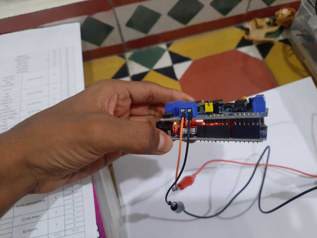 Problem regarding L293D Arduino motor drive shield LED NOT TURNING ON - General Guidance ...