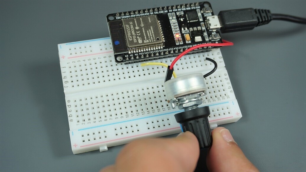How to measure voltage of battery using ESP32 internal reference ...