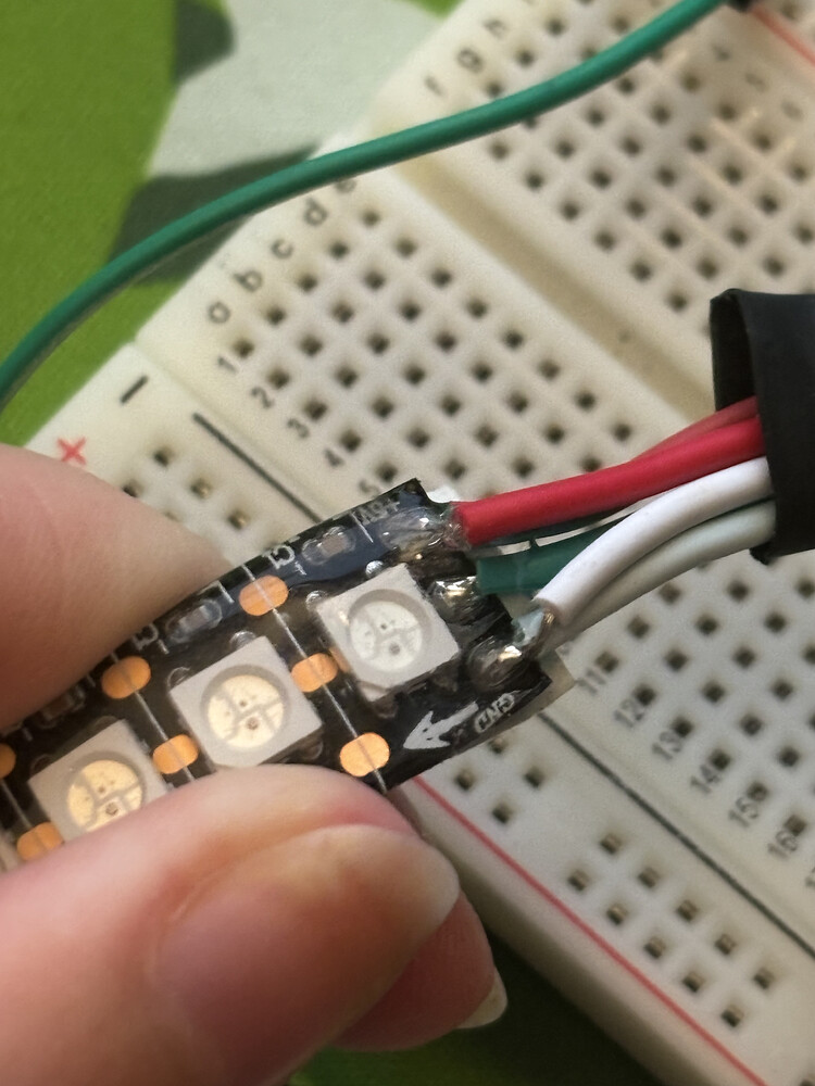 Problems with WS2812B led stripe - LEDs and Multiplexing - Arduino Forum