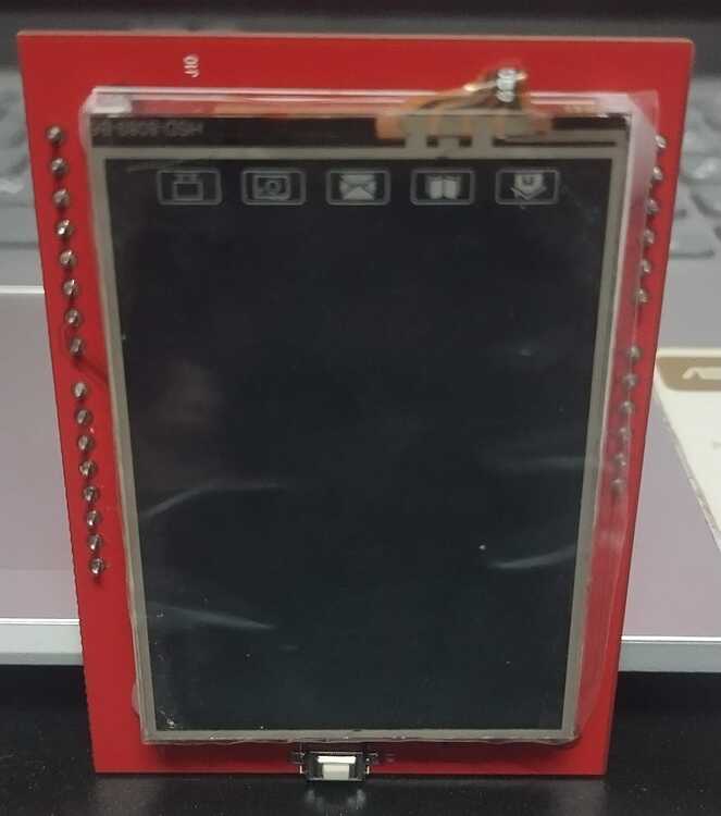 White screen problem in tft lcd display - UNO R4 WiFi - Arduino Forum