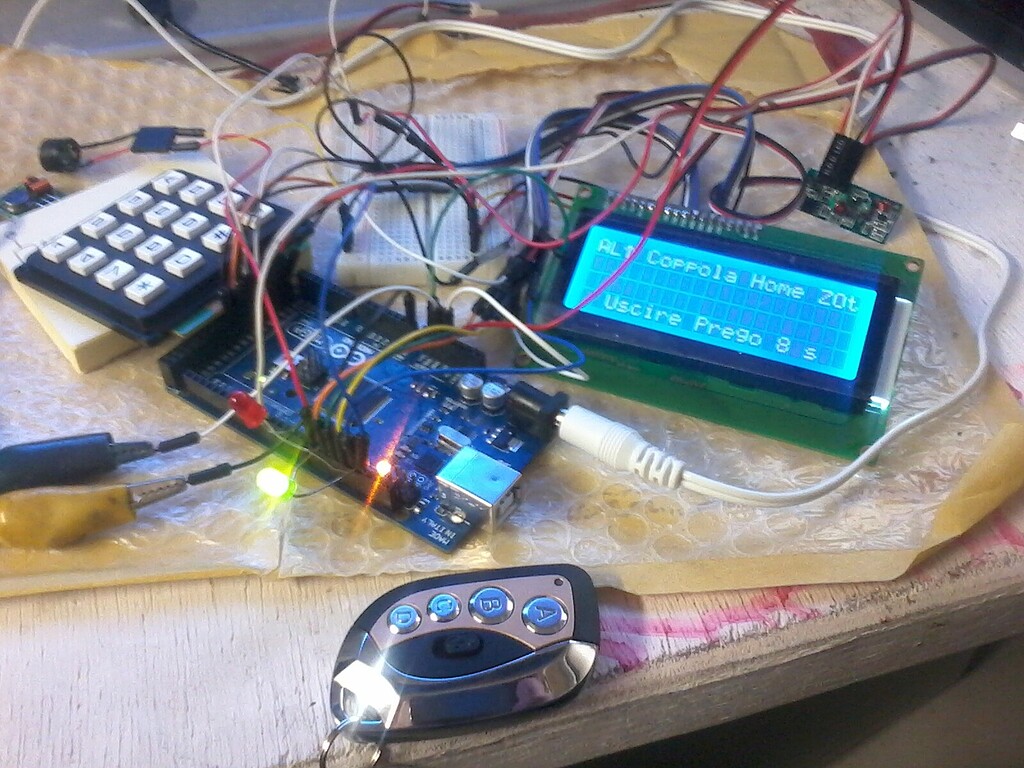 Arduino Mega : Consigli per un caricabatteria per Progetto allarme - Hardware - Arduino Forum