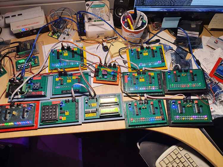 I2C mux [SOLVED] - Networking, Protocols, and Devices - Arduino Forum