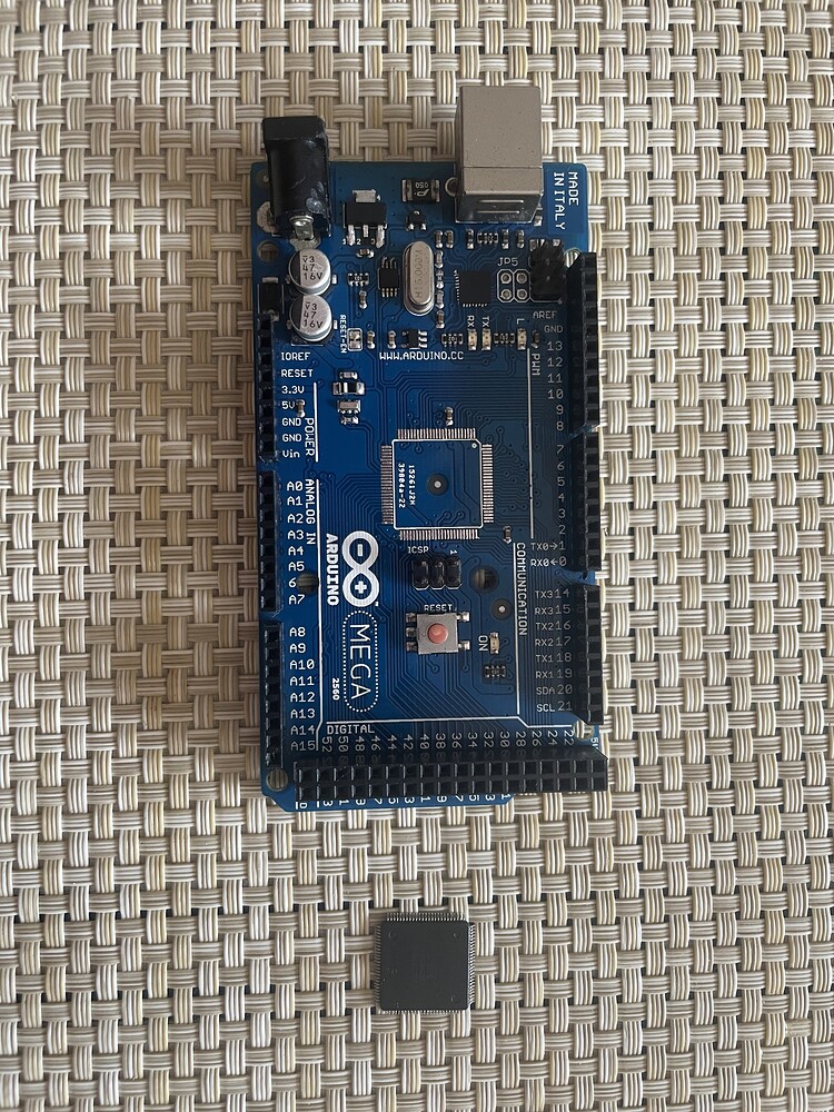 Recibo donaciones de arduinos estropeados - Hardware - Arduino Forum