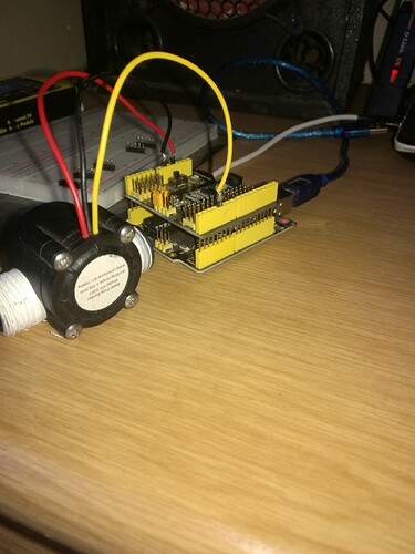 HM-10 arduino Shield, Flow Sensor and Arduino Uno Board - General ...