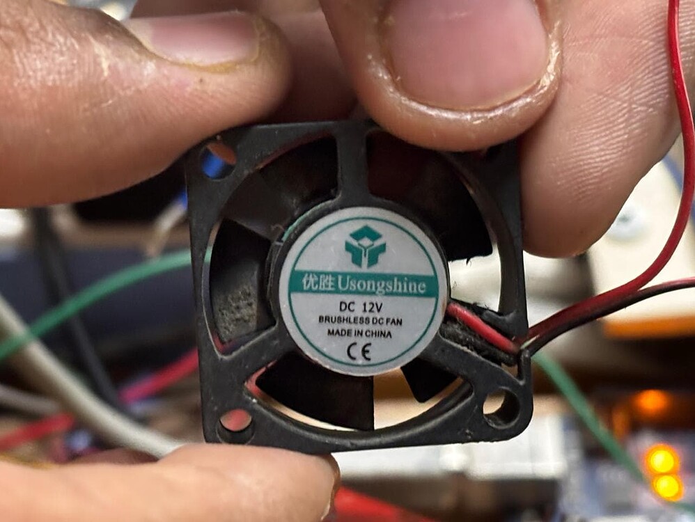 [Bug?] Arduino Mega 5V Pin Shows 14V Over USB — No Heating, Fully ...