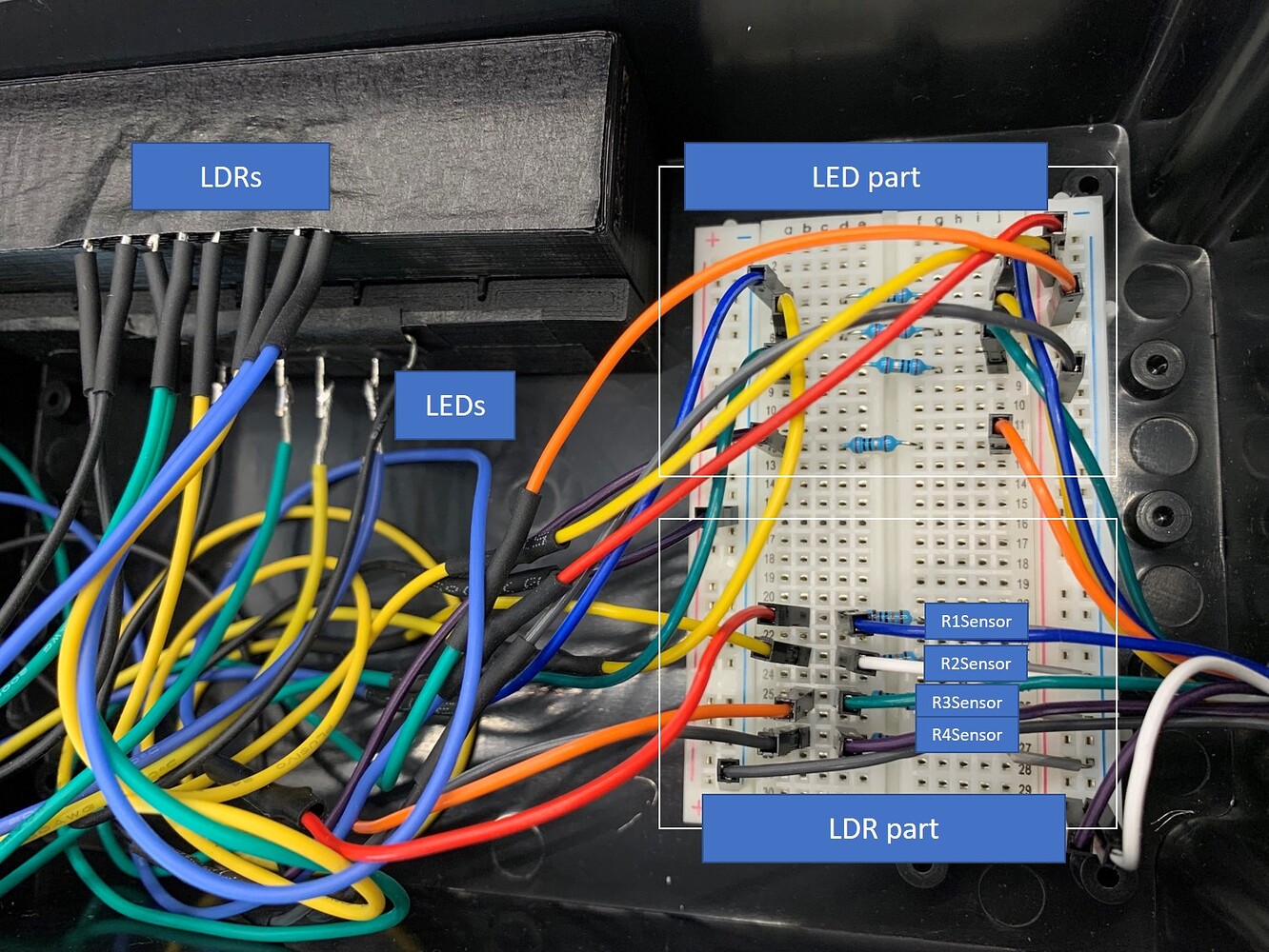 Problem with multiple LDR sensor readings - LEDs and Multiplexing - Arduino Forum