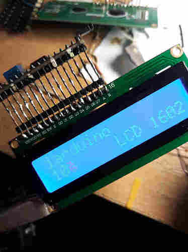 my old LCD 16x2, see only second line, strange characters - Displays - Arduino Forum