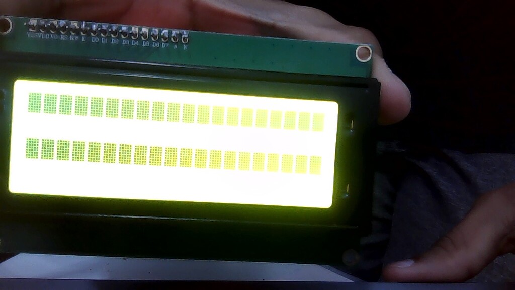 I2C 20X4 2004 displays 2 lines with blocks only - Programming - Arduino Forum