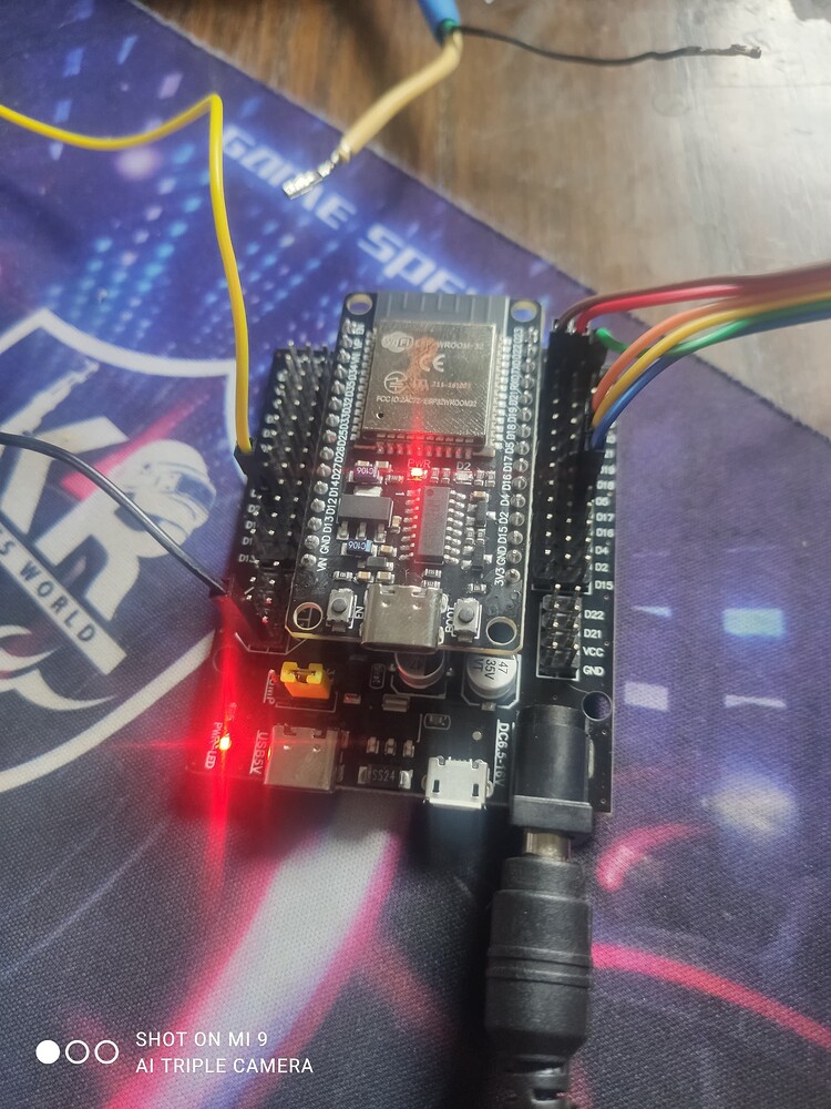 Problema con esp32 con placa de expansión como eliminar el ruido que genera al conectar un ...