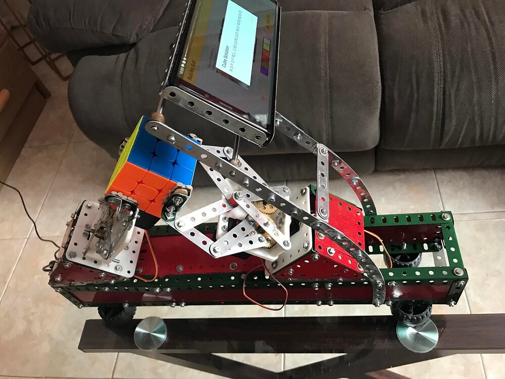 Rubiks Bot - Arduino based Cube Solver with Playstore App - Robotics - Arduino Forum
