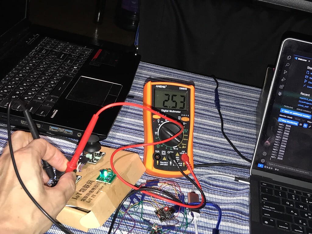 ESP32-C3 superMini analogRead() wrong values - Sensors - Arduino Forum