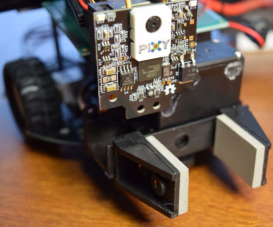 Fetch robot using a plain Arduino Uno, Pixy2 and two servo motors [Solved] - Robotics - Arduino ...