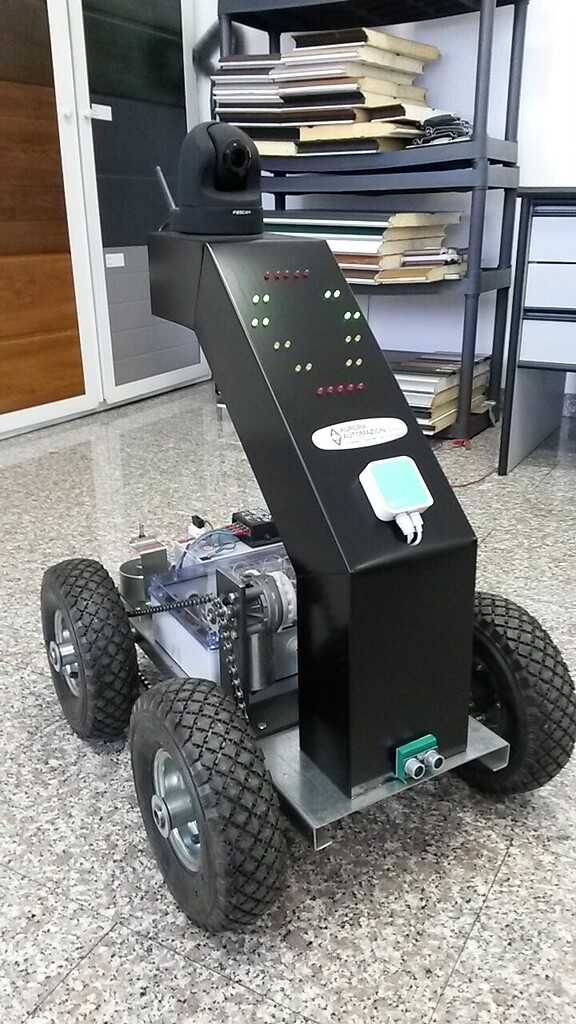 RISOLTO!!!Problema rover autocostruito - Software - Arduino Forum