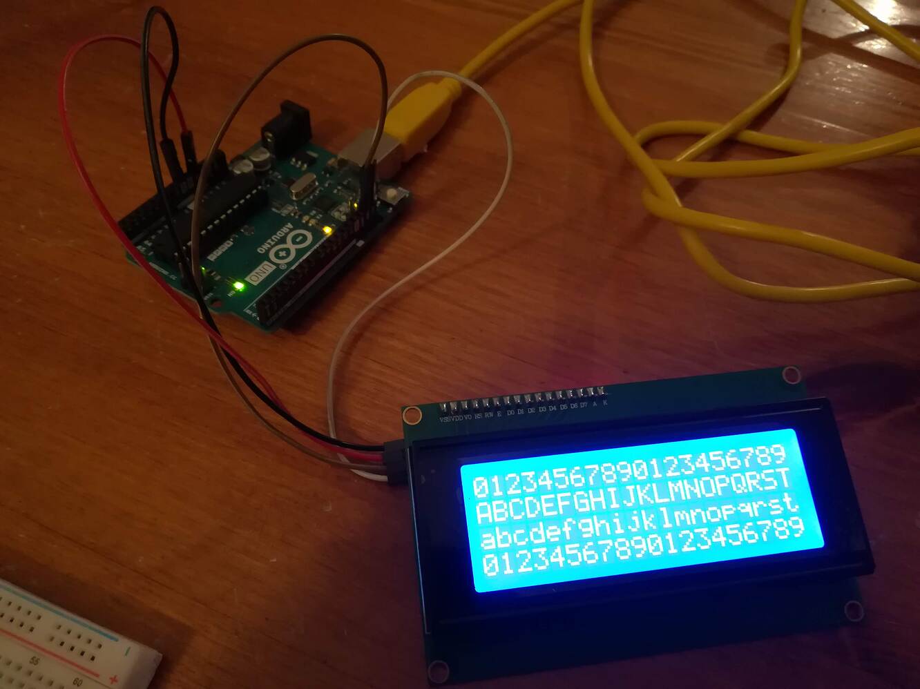 Strani simboli su display lcd - Generale - Arduino Forum
