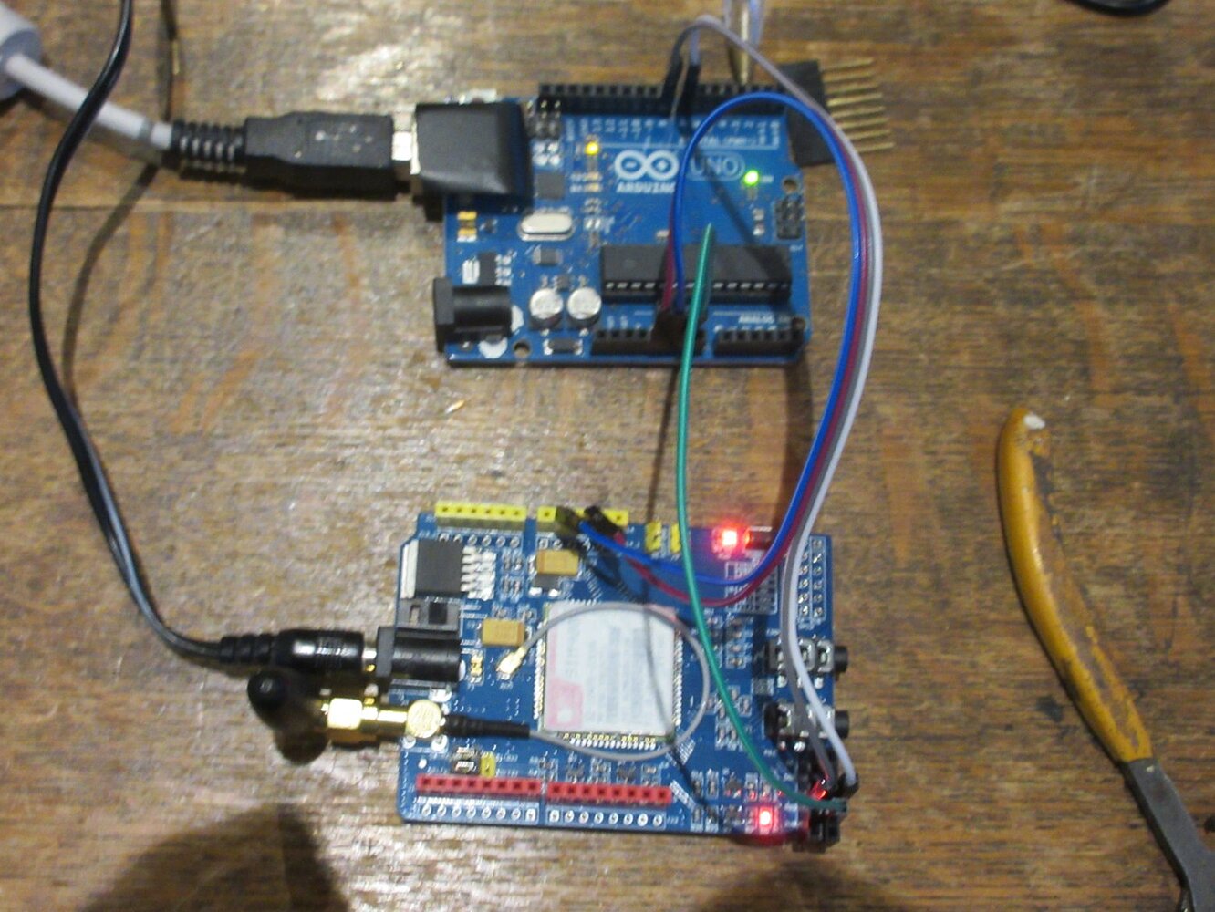 GSM shield sim900 with Arduino UNO problem - Networking, Protocols, and Devices - Arduino Forum