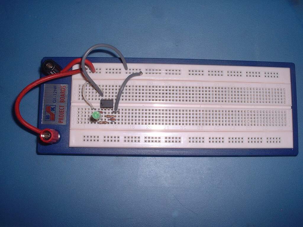 Need idea for voltage threshold switch solution - General Electronics ...