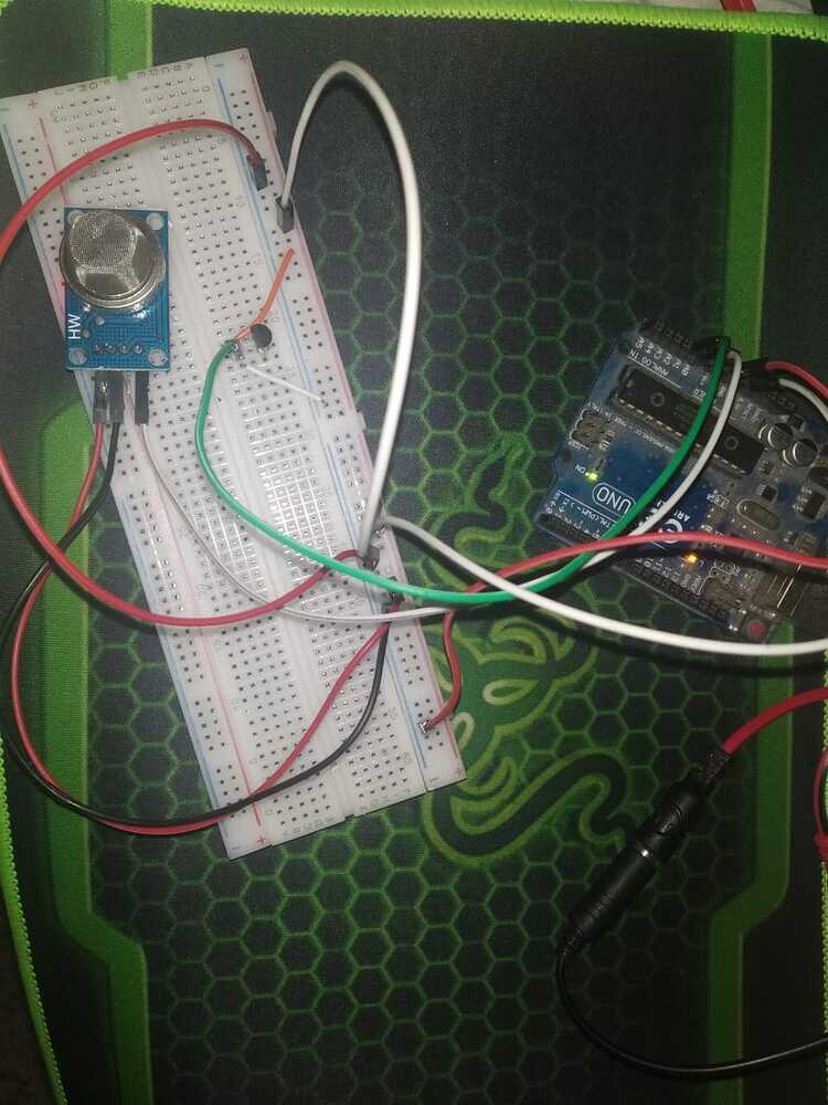 Interfacing LM35 and MQ2 Gas Sensor with Arduino Uno - Sensors - Arduino Forum