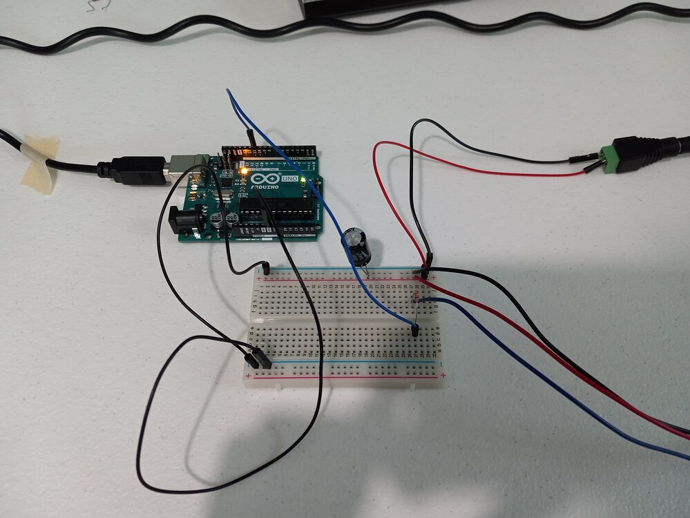 Using Neopixel strip and "Strandtest" code with Arduino Uno - LEDs and ...