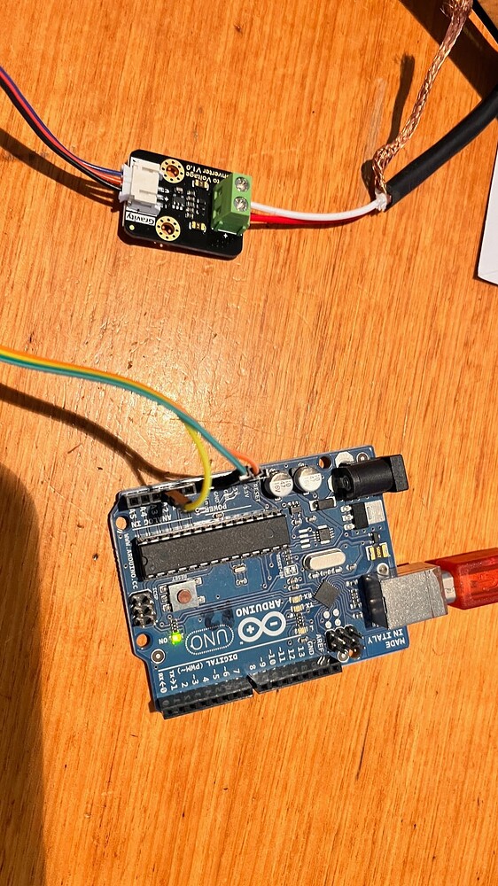 Gravity throw-in liquid sensor (DF Robot) variable readings - Sensors - Arduino Forum