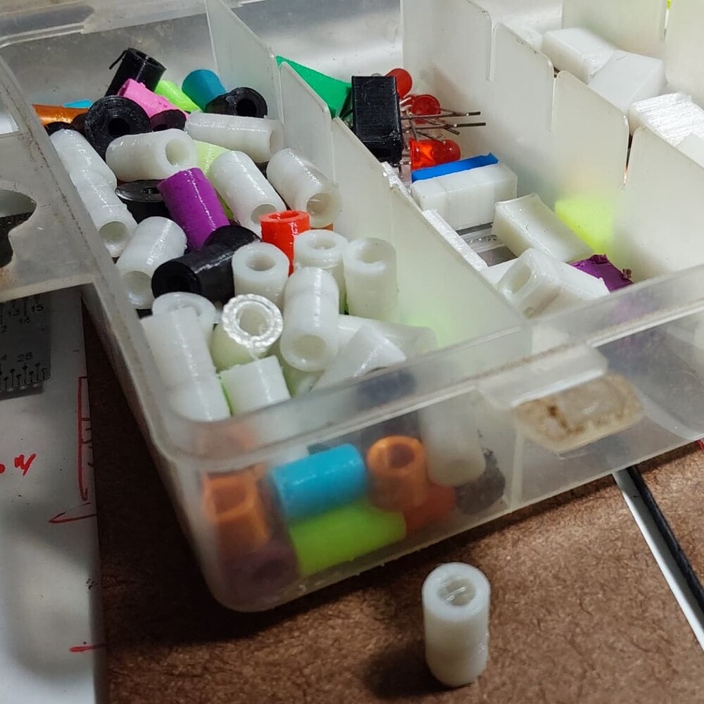 Tips for these type of mounting holes - General Electronics - Arduino Forum