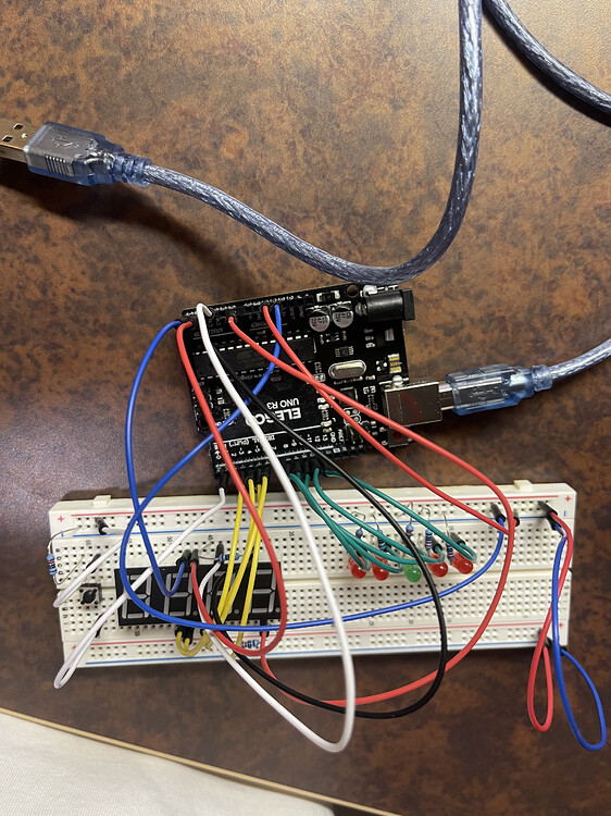 Juego de Luces para Arduino con leds, pulsador y display - Software - Arduino Forum