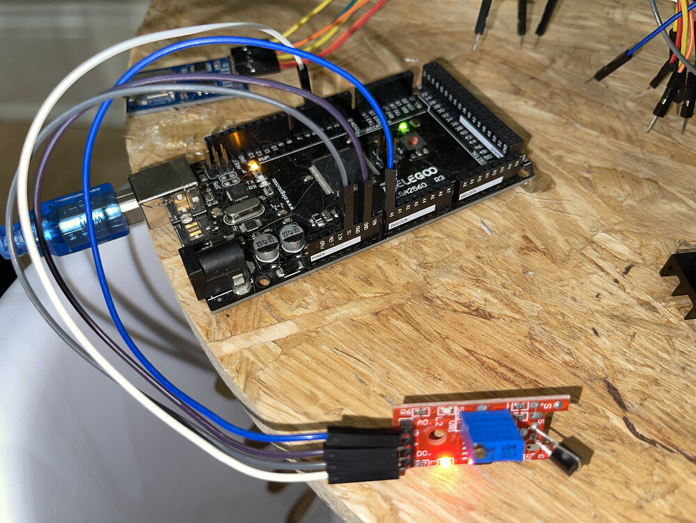 KY-024 Hall effect sensor giving bad readings - Sensors - Arduino Forum