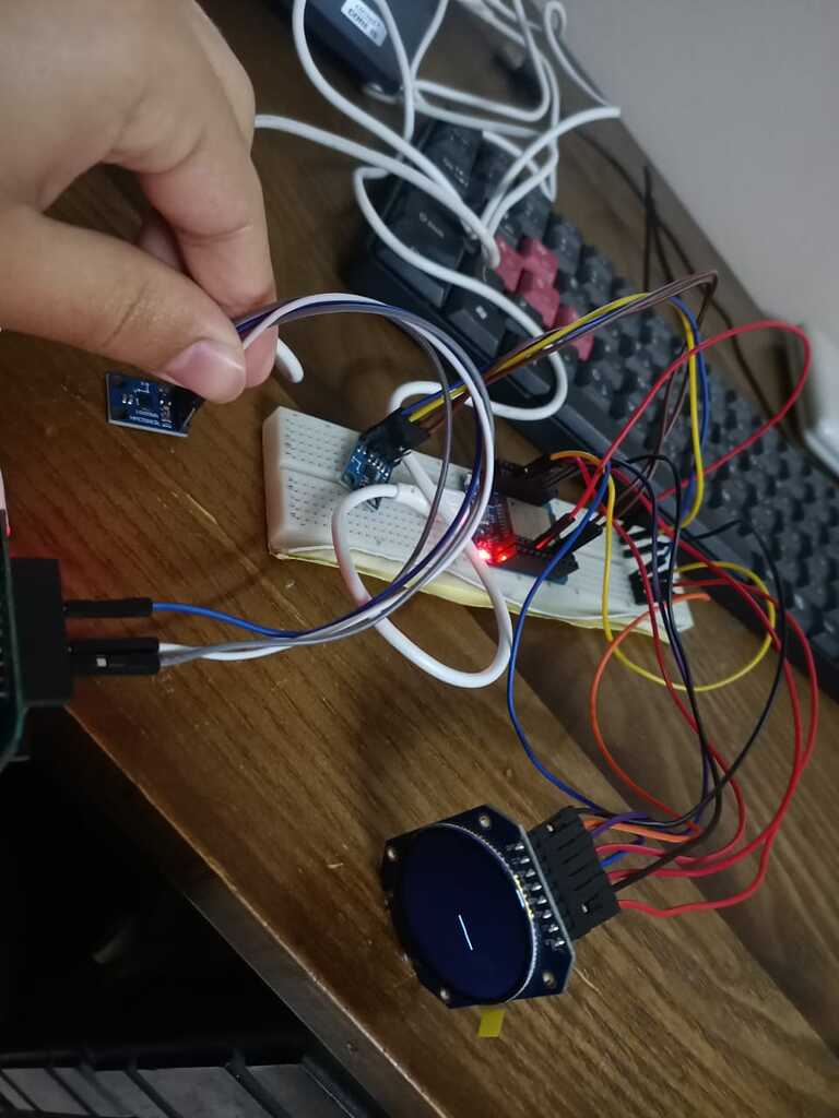 Qmc5883l points towards another compass problem - Programming - Arduino Forum