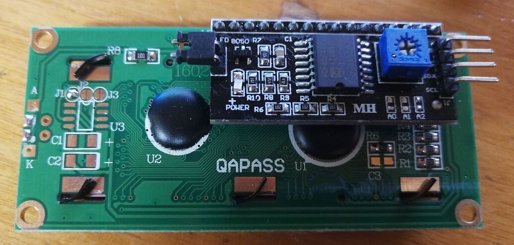 problem with lcd.print and char variables on a QAPASS 16x2 I2C-LCD ...