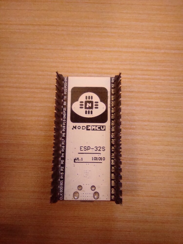 Error al compilar/cargar sketch en clon chino ESP32 - Microcontroladores - Arduino Forum