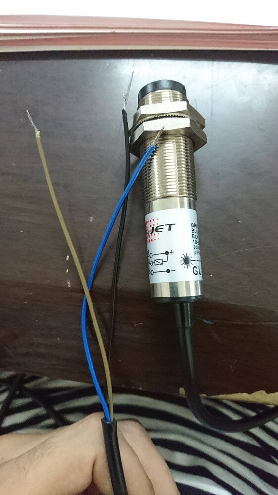 It's possible to replace the push button with cellule photoelectrique on this code ? - LEDs and ...