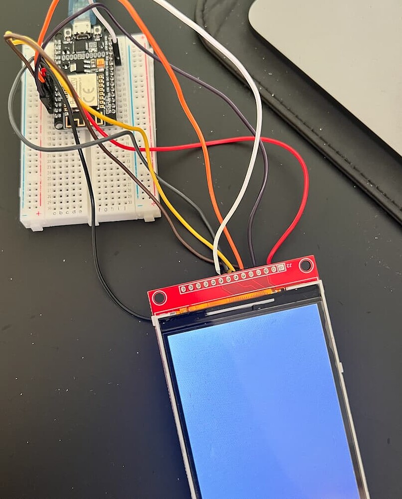 White screen tft with esp8266 - Programming - Arduino Forum