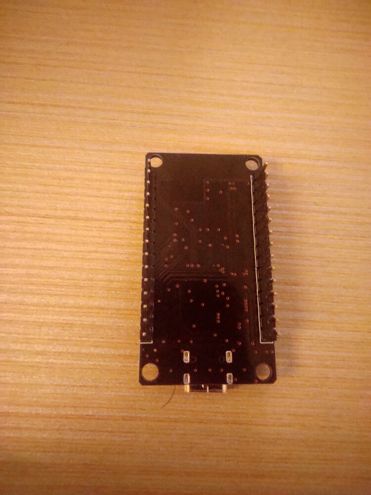 Error al compilar/cargar sketch en clon chino ESP32 - Microcontroladores - Arduino Forum