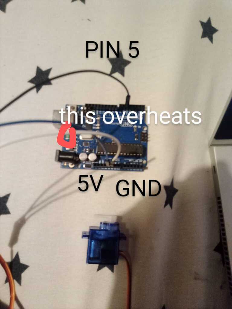 Arduino Overheats instantly [SOLVED] - General Electronics - Arduino Forum